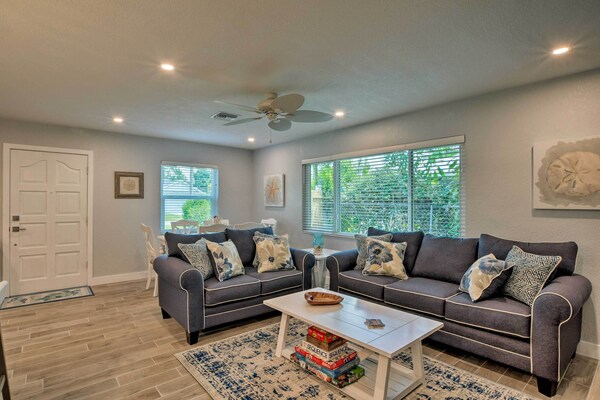 Tasteful Home W/ Patio + Grill < 2 Mi To Beach! - Naples, FL