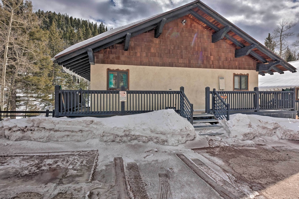 Cozy Streamside Studio - 2 Mi To Taos Ski Resort! - New Mexico