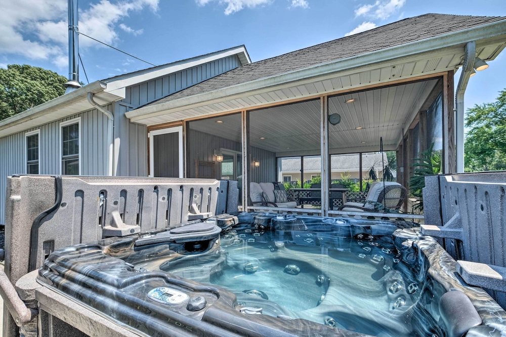 Idyllic Pasadena Retreat With Garden + Hot Tub! - Baltimore