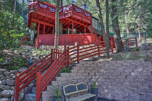 1 Mi To Lake Gregory: Boho Crestline Cabin - Rialto, CA