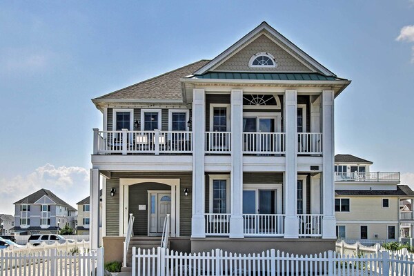 Idyllic Oceanfront Home On Atlantic City Boardwalk - Atlantic City, NJ