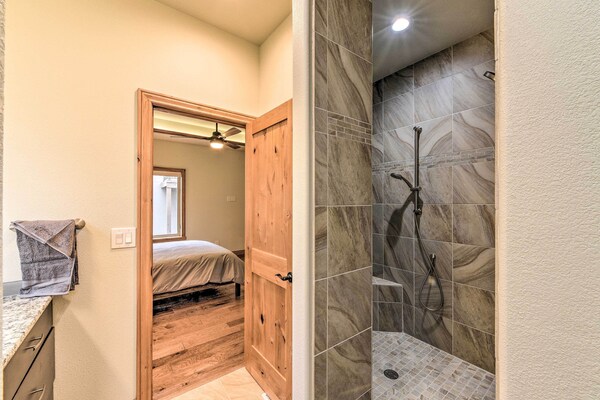 Charming Buena Vista Home ~ 1 Block To Main Street - Buena Vista