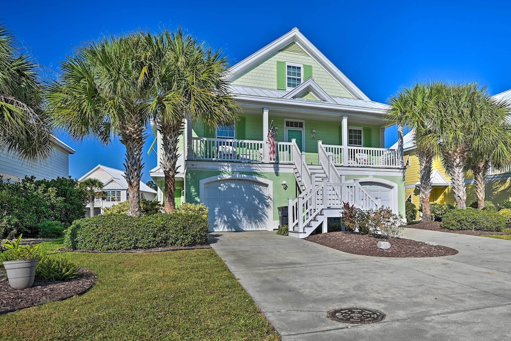 Spacious Family Retreat W/ Resort Amenities! - Garden City, SC