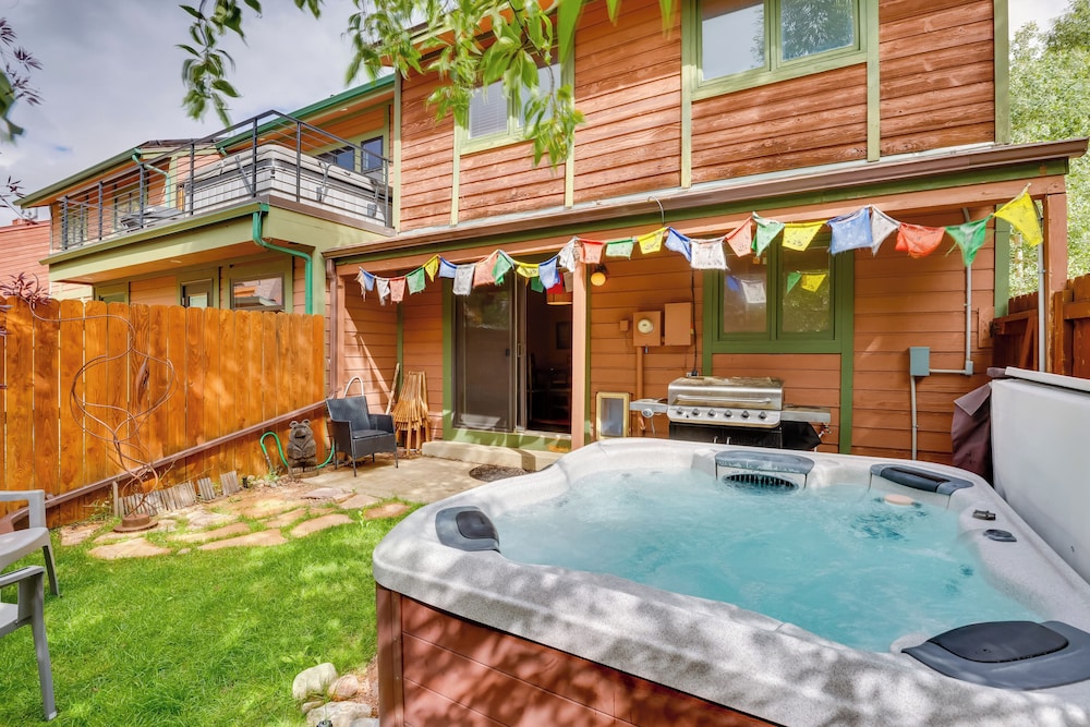 2 Mi To Ski Resort: Mountain Home W/ Hot Tub! - Frisco, CO