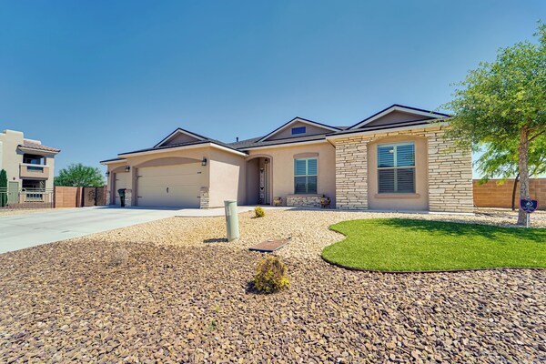 Carlsbad Retreat W/ Fire Pit & Fenced Yard! - Pecos River, Carlsbad