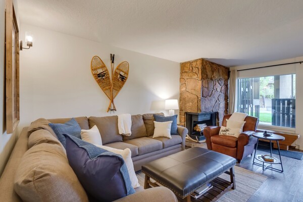 Walk To Ski Shuttle: Cozy Mountain Meadows Condo - Frisco, CO
