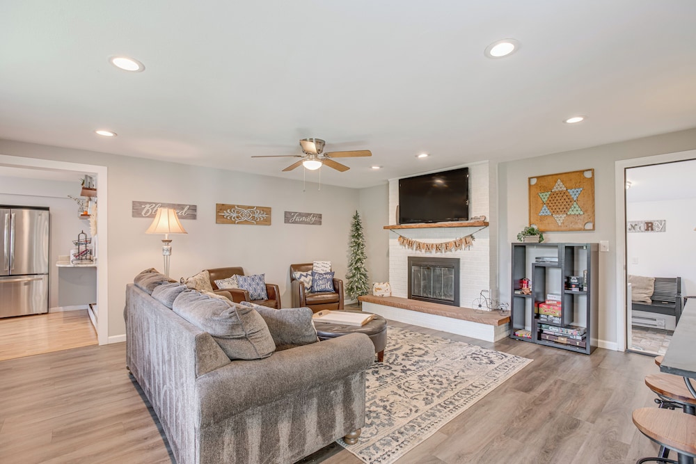 Dog-friendly Ranch Retreat ~ 5 Mi To Denver! - Thornton, CO