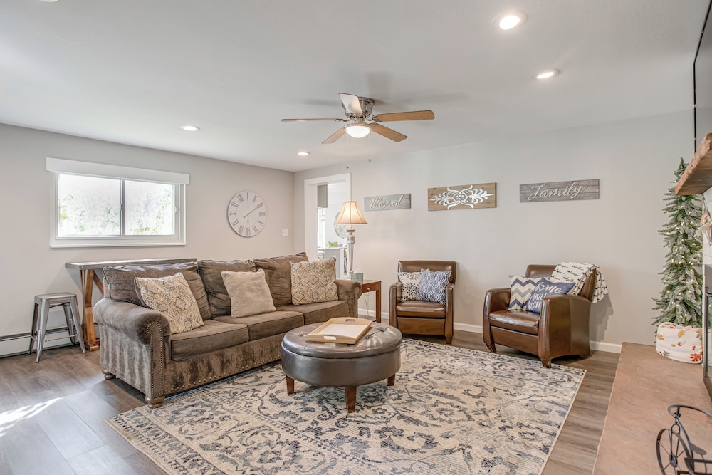 Dog-friendly Ranch Retreat ~ 5 Mi To Denver! - Denver, CO