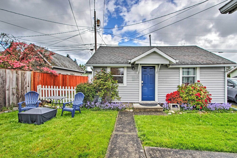 Lovely Tacoma Cottage W/ Fire Pit, Near Dtwn! - Fox Island, WA