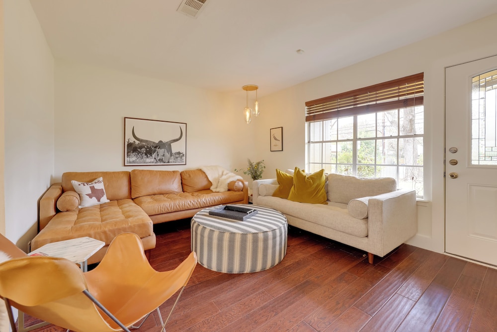 6 Mi To Dtwn Austin: Home W/ Screened Porch & Yard - Austin, TX