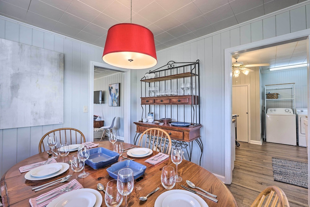 Tuscaloosa House 2 Mi To Coleman Coliseum! - Tuscaloosa, AL