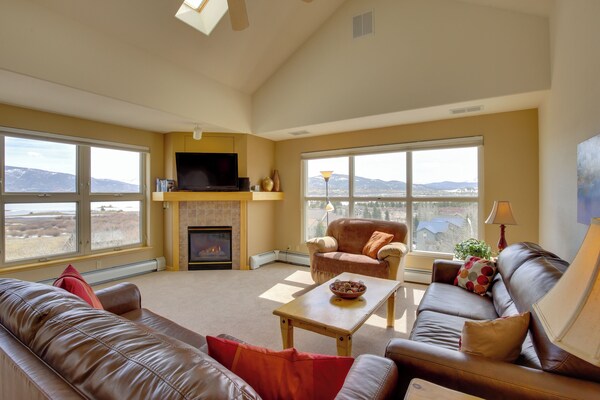 360 Mtn Views & Shared Hot Tub: Cozy Frisco Condo! - Frisco, CO