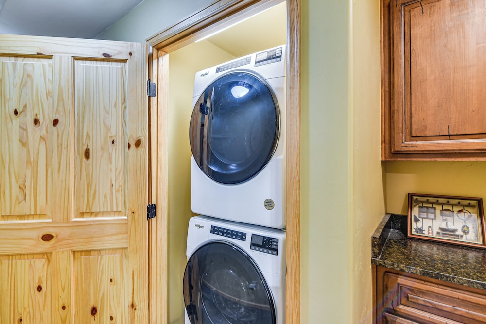 1 Mi To Grand Lake: Family-friendly Gem W/ Hot Tub - Grand Lake, CO