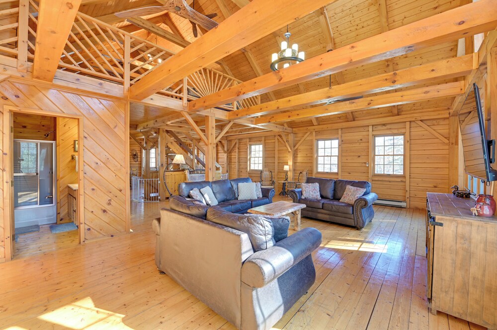 Athol Cabin W/ Deck & Fire Pit, 10 Mi To Lake - Lake George, NY
