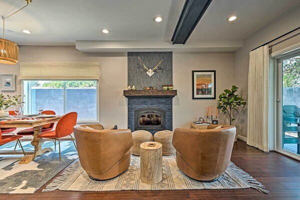 Luxe Lake Arrowhead Farmhouse W/ Deck + Patio - Lake Arrowhead, CA