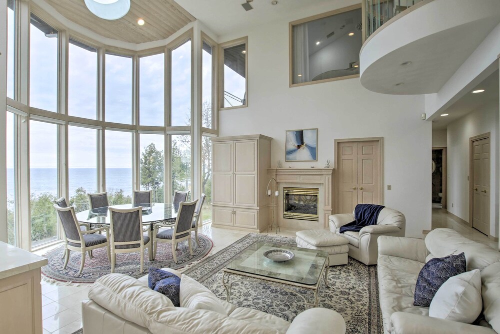 Grand Egg Harbor Home W/ Stunning Lake Views! - Door County, WI