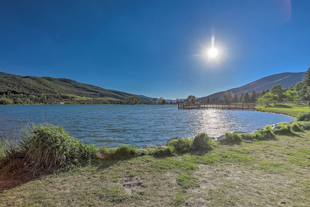 Upscale Avon Condo W/ Balcony & Mountain View! - Sylvan Lake State Park, Eagle