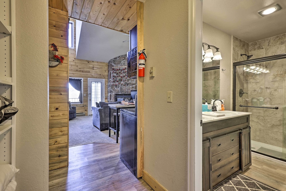 2 Mi To Skiing: Studio W/ Pool Access In Granby! - Granby, CO
