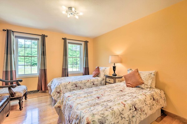 그랜비 홈 W/ 데크 < 1/2 Mi To Aldrich Lake! - 매사추세츠