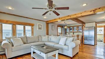 Casa (2 Bedrooms) | Interior
