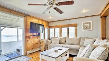 Casa (2 Bedrooms) | Interior