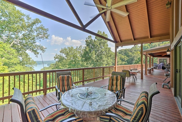 Custom Cabin W/ 12 Acres On Dale Hollow Lake! - Standing Stone State Park, Hilham