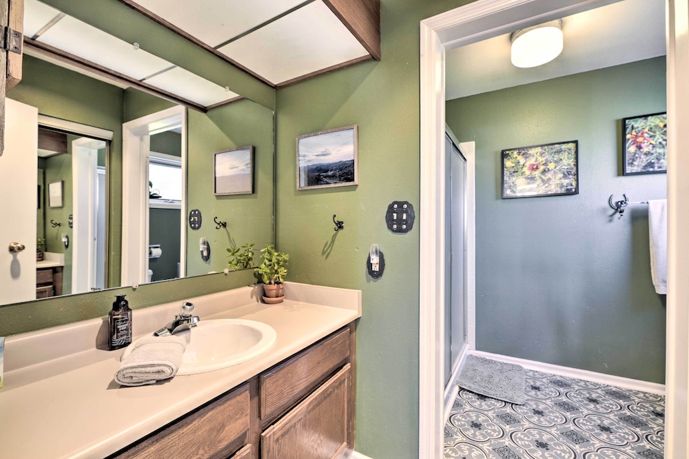 Sunny Pagosa Springs Escape W/ Deck & Views! - Pagosa Springs, CO