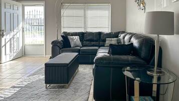 Casa (3 Bedrooms) | Parte interna