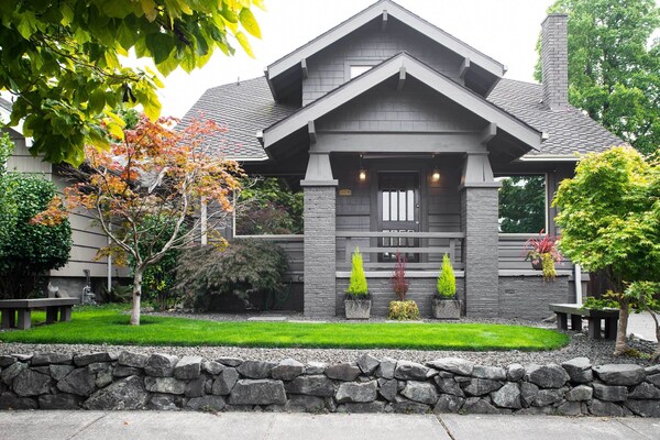 Updated Tacoma Home W/ Patio: 3 Mi To Downtown - Tacoma, WA