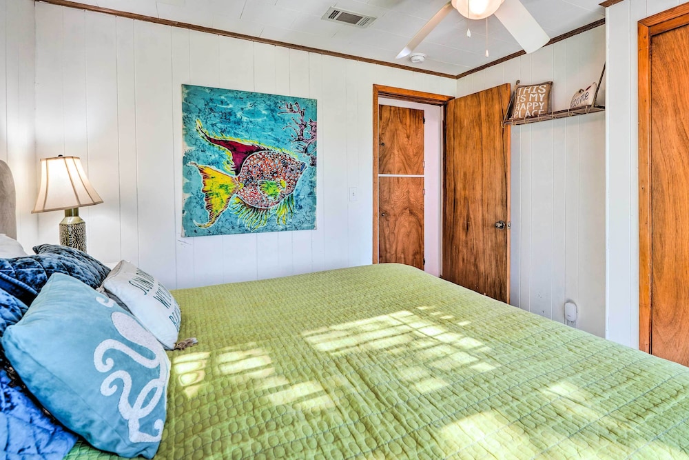 Gulf Views & Beach Access: Pet-friendly Pcb Home - Panama City Beach, FL