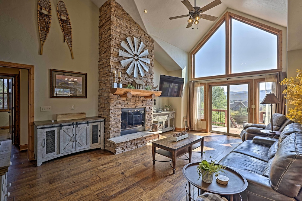 Golf, Ski & Hike: Luxe Group Getaway In Granby! - Granby, CO