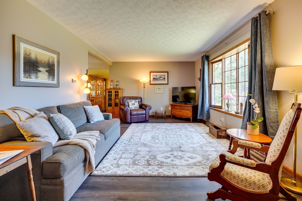 Athens Vacation Rental - 6 Mi To Ohio University! - Athens, OH
