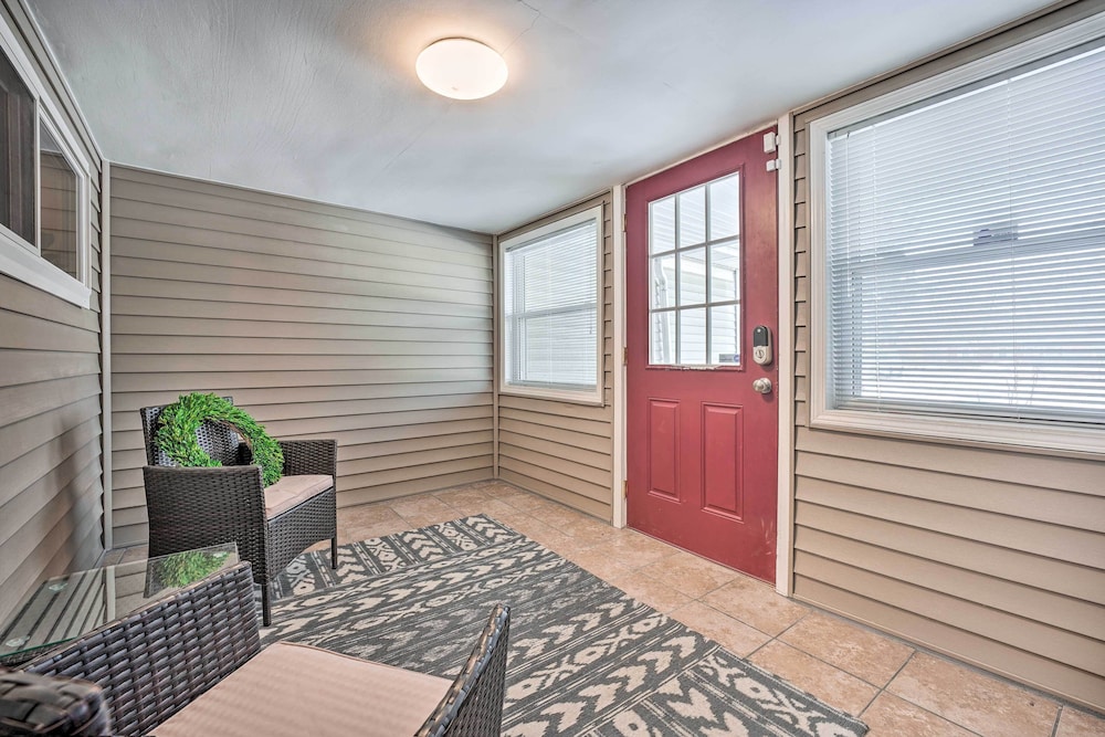 舒适的南本德度假屋，距诺特丹大学不到2英里！ - 南灣