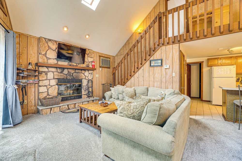 6 Mi To Skiing: Poconos Winter Escape! - Promised Land State Park, Greentown