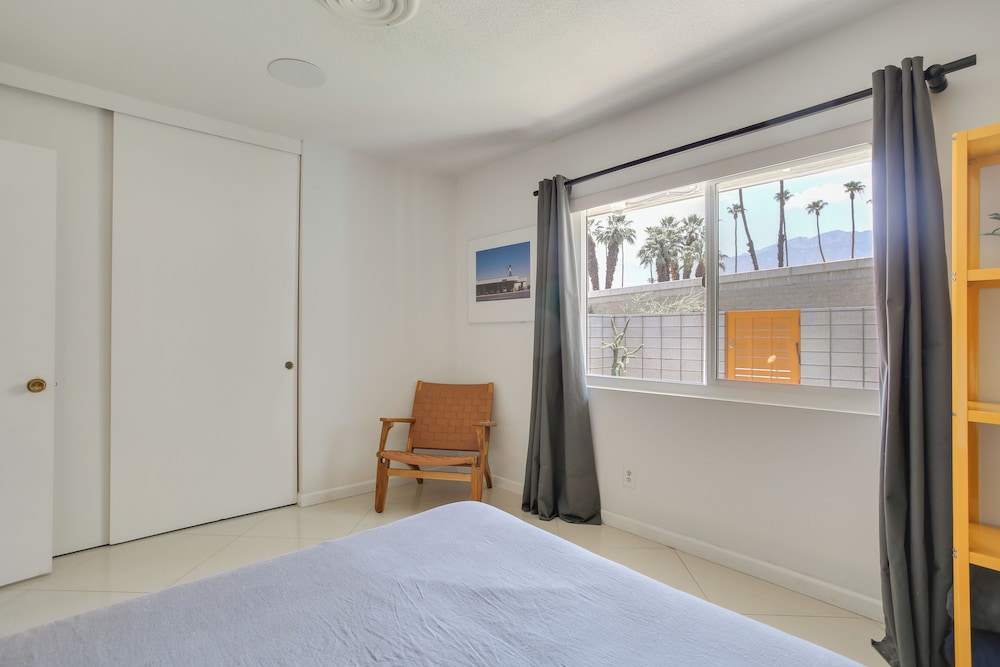 Funky Palm Springs Paradise Near Golf Courses - Joshua Tree National Park