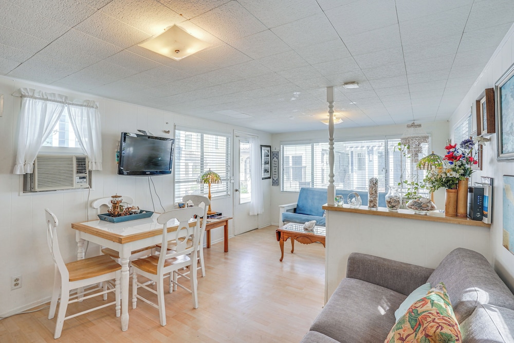 Quaint Avalon Cottage < Half-mi To Beaches! - Avalon, CA