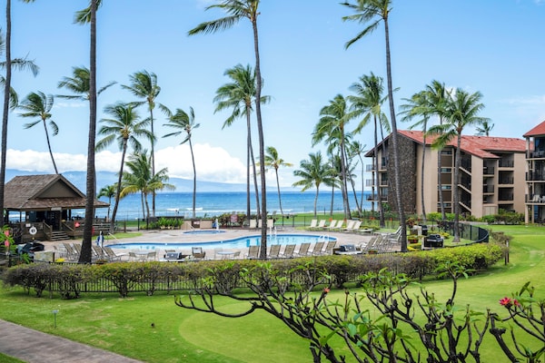 Lahaina Resort Retreat W/ Pool & Ocean Views! - Maui, HI