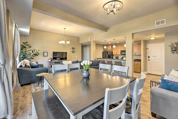 Grand Haven Condo - Walk To Nearby Hot Spots! - Grand Haven, MI