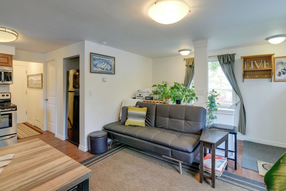 Cozy Anchorage Retreat < 4 Mi To Downtown! - Alaska