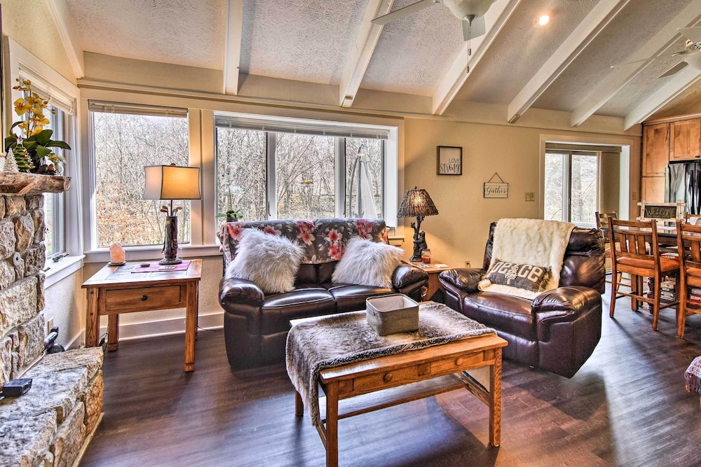 Steps To Ski Resort: Sugar Mountain Condo! - Banner Elk, NC