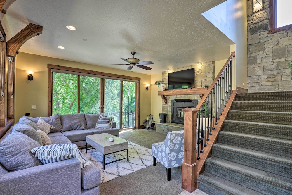 Provo Canyon Cabin 'Treehouse' W/ Mountain Views - Sundance, UT