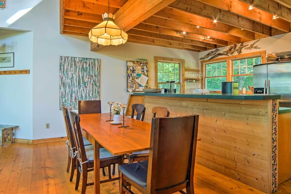 Forested Pentwater Vacation Rental - Walk To Beach - Bass Lake, Pentwater