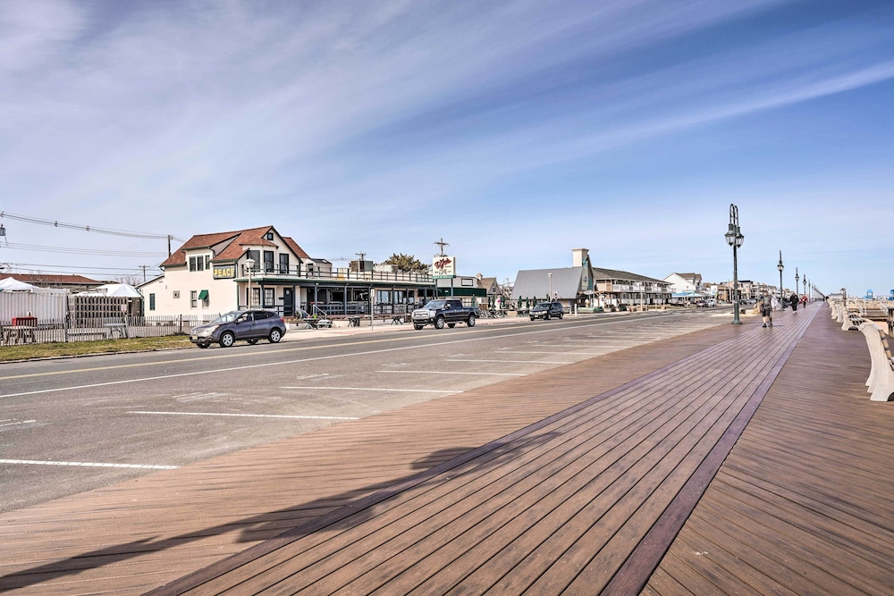 Bright Belmar Cottage < Half Mi To Boardwalk! - New Jersey