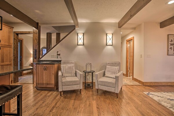 Mountaintop Wintergreen Resort Home W/ Deck, Views - Wintergreen, VA