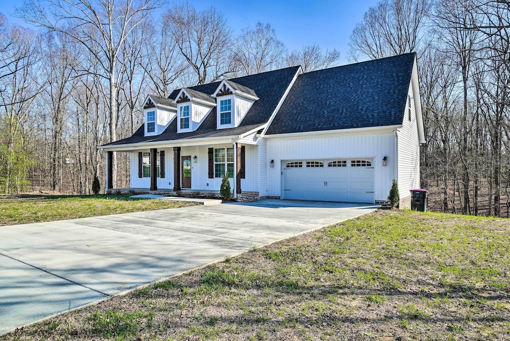 Goodlettsville Home ~ 4 Miles To Raceway! - Nashville, TN