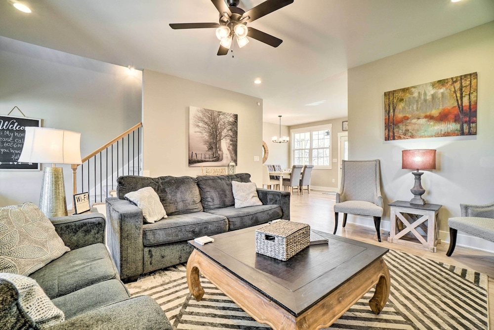 Goodlettsville Home ~ 4 Miles To Raceway! - Nashville, TN