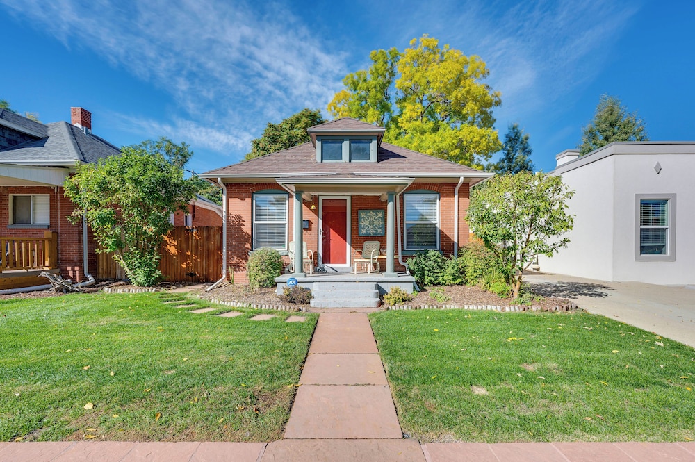 Furnished Patio + Yard: Denver Bungalow! - Thornton, CO