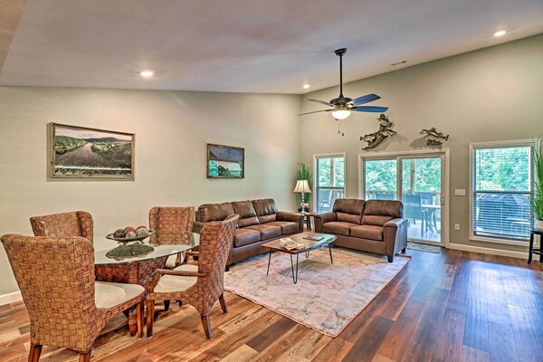 Bull Shoals Condo Retreat ~ 1 Mi To Marina! - Bull Shoals, AR