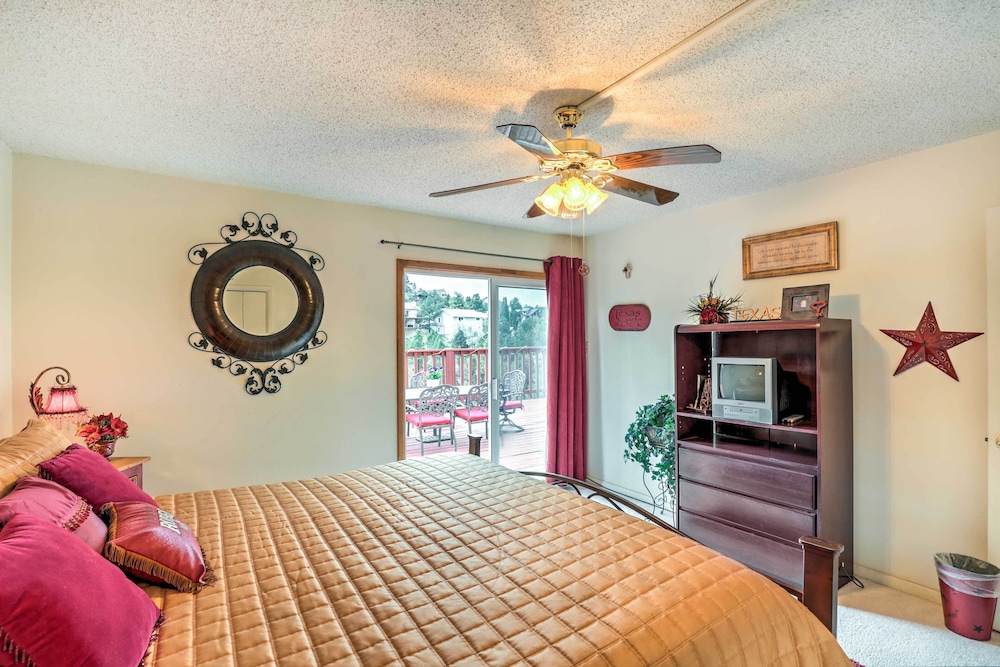 A-frame Ruidoso Retreat W/ Deck, Grill & Views! - Ruidoso, NM