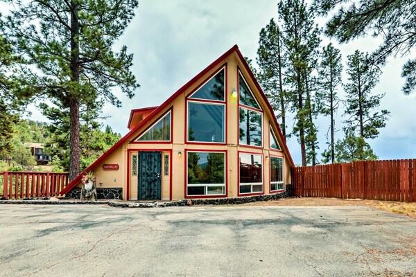 A-frame Ruidoso Retreat W/ Deck, Grill & Views! - Ruidoso, NM